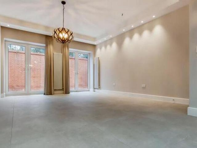 2 Bedroom Apartment For Rent In Fitzjohns Avenue, Hampstead