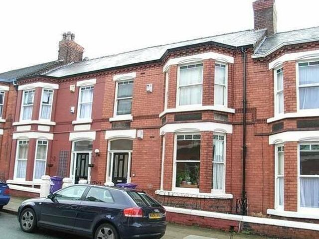 2 bedroom apartment for rent in Flat 2 28 Hallville Road Allerton L18