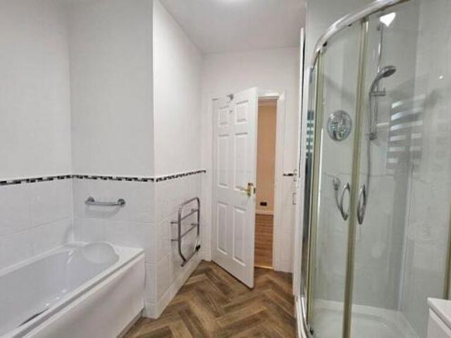 2 bedroom apartment for rent in Flat 2, Hillside Court, Heaton, BL1 5DT, BL1