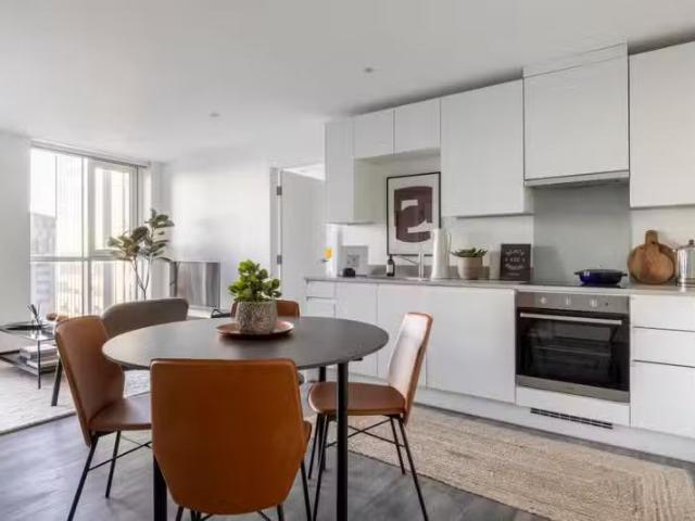 2 bedroom apartment for rent in Flat 361, The Copper House, 25.