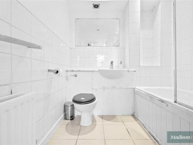 2 bedroom apartment for rent in Hart Street, Brentwood, Essex, CM14
