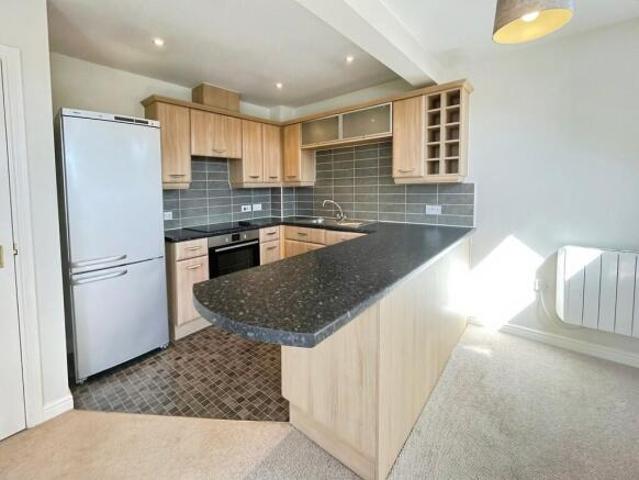 2 bedroom apartment for rent in Flaxley Road, Lincoln, LN2