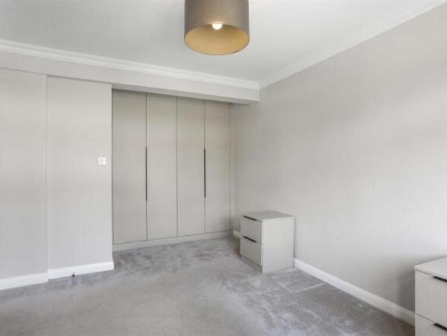 2 bedroom apartment for rent in Florian Avenue, Sutton, SM1