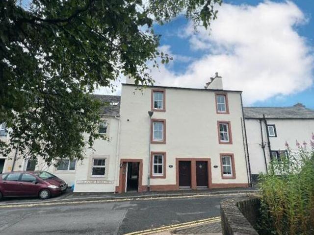 2 Bedroom Apartment For Rent In Foster St