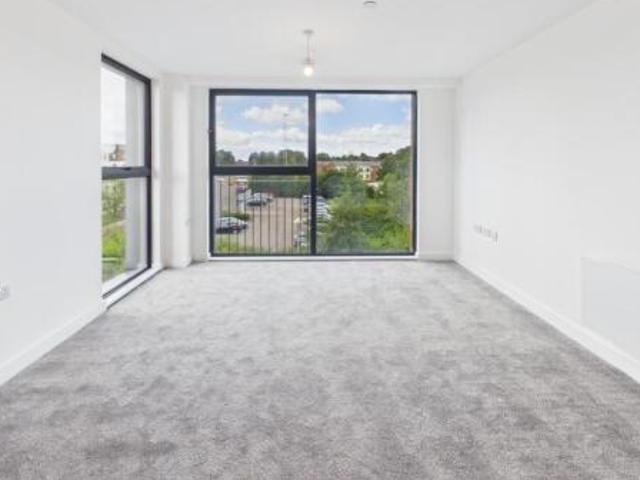2 bedroom apartment for rent in Ford Lane, Manchester, Greater Manchester, M6