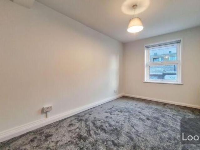2 bedroom apartment for rent in Forum Court, Bow, E3