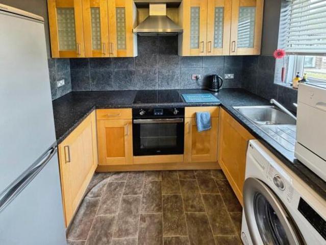 2 bedroom apartment for rent in Foxglove Way, CM1