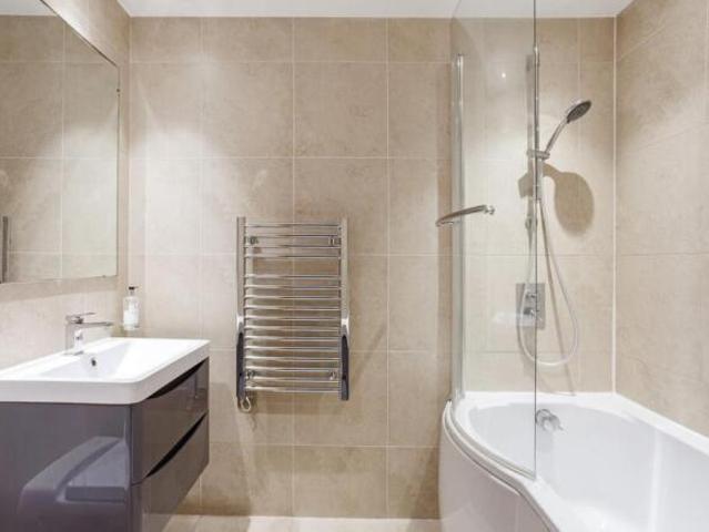 2 bedroom apartment for rent in Frances Wharf, E14