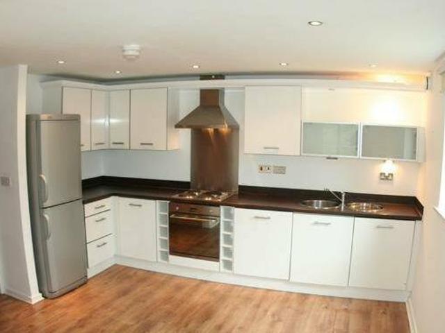 2 bedroom apartment for rent in Frappell Court WA2