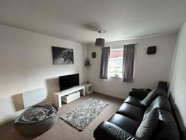 2 bedroom apartment for rent in Frederick street Hindley WN2