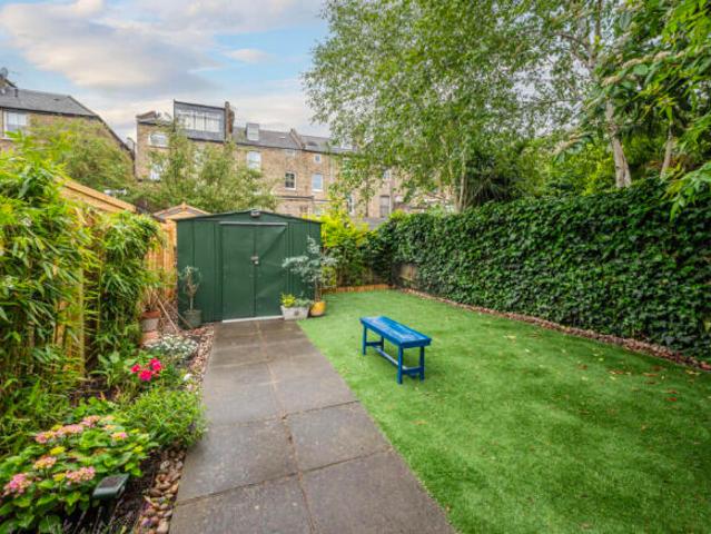 2 bedroom apartment for rent in Freegrove Road, London, N7