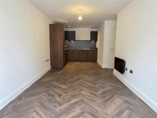 2 bedroom apartment for rent in Gunsmith House, 61 Price Stree.