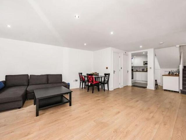 2 bedroom apartment for rent in Galaxy Building, Isle of Dogs, E14