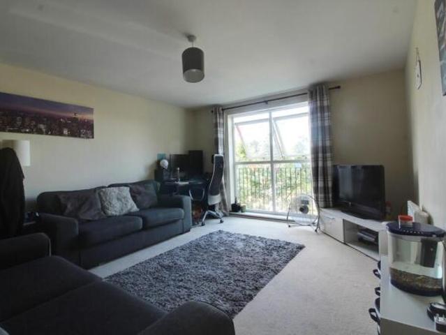 2 bedroom apartment for rent in Galleries Court Kenway, Southend On Sea, SS2