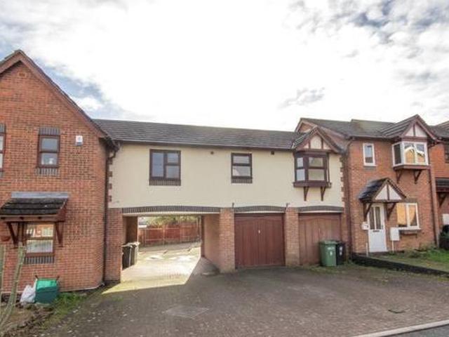 2 bedroom apartment for rent in Gallivan Close Little Stoke Bristol South Gloucestershire BS34