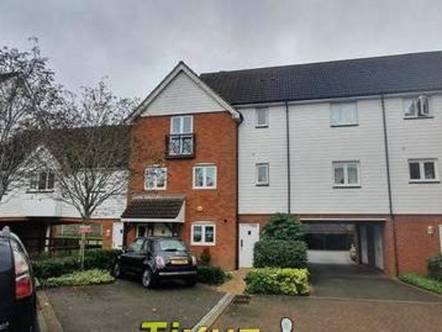 2 bedroom apartment for rent in Galloway Drive Kennington TN25