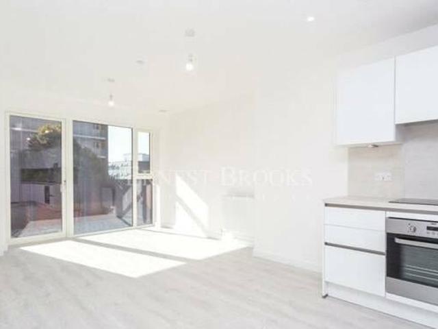 2 bedroom apartment for rent in Garraway Apartments Western Circus East Acton W3