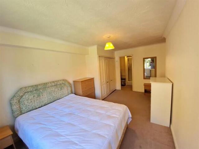 2 bedroom apartment for rent in Gatcombe Mews, Ealing, London, W5