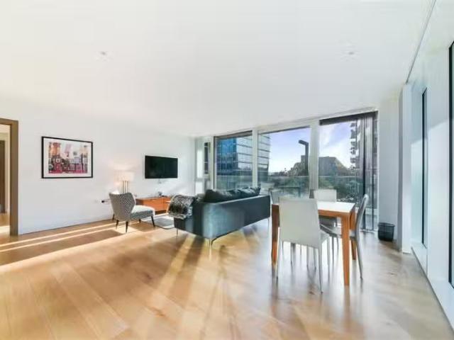 2 bedroom apartment for rent in Gauging Square, London, E1W