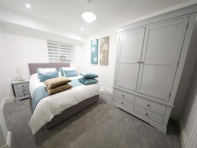 2 bedroom apartment for rent in George Street, Hull, HU1