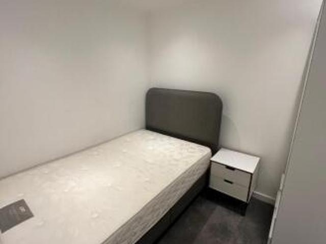 2 bedroom apartment for rent in George Street, Manchester, M1