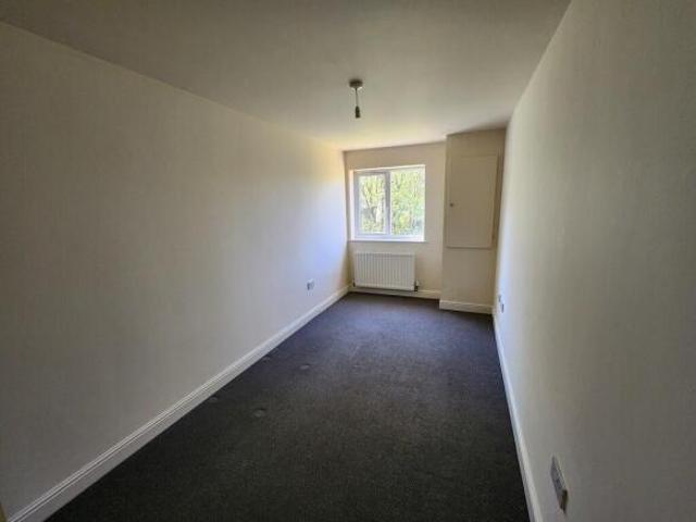 2 bedroom apartment for rent in Georgia View, Ainley Top, HD3