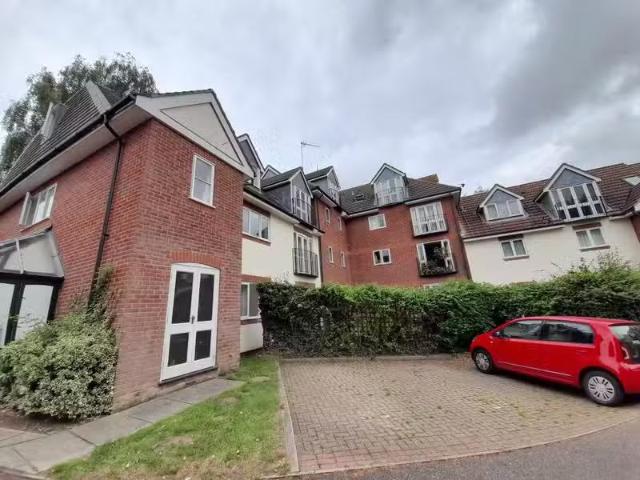 2 bedroom apartment for rent in Gipping Place, Bury Road, Stow.