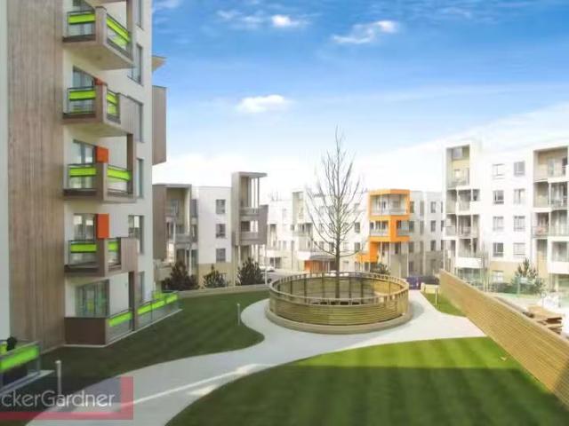2 bedroom apartment for rent in Glenalmond Avenue, Cambridge.