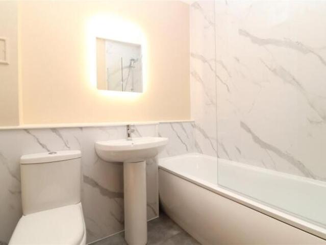 2 bedroom apartment for rent in Glenfarg Street, Glasgow, G20
