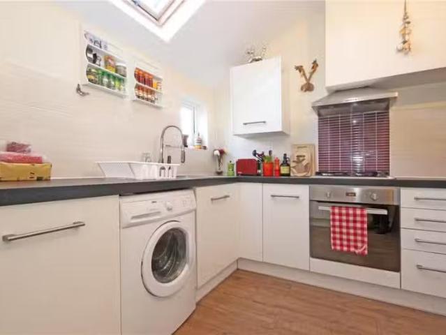 2 bedroom apartment for rent in Gloucester Road, Bishopston, B.