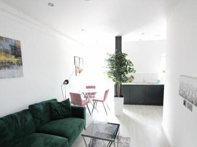 2 Bedroom Apartment For Rent In Glovers Court
