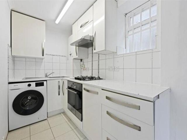2 bedroom apartment for rent in Godolphin Road, London, W12