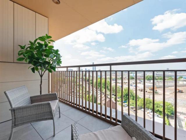 2 bedroom apartment for rent in Goodhall Street, LONDON, NW10