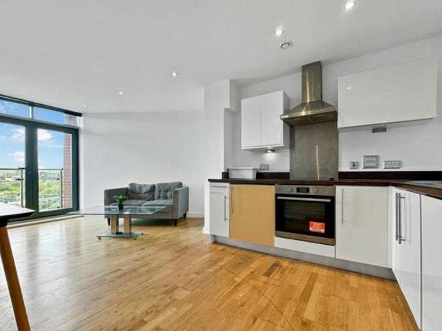 2 Bedroom Apartment For Rent In Gotts Road, Leeds City Centre