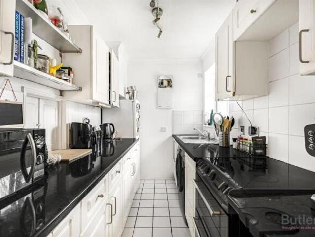 2 bedroom apartment for rent in Grange Road, Sutton, SM2