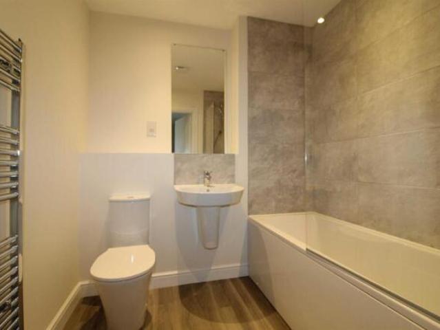 2 bedroom apartment for rent in Grangewood Close, Sanderling Park, Formby, L37