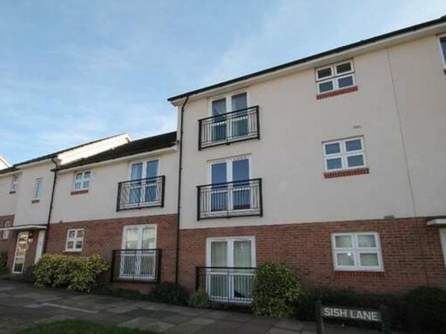 2 bedroom apartment for rent in Gray Court Stevenage Hertfordshire SG1