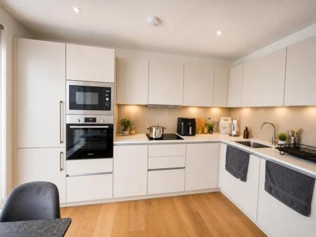 2 bedroom apartment for rent in Grayston House, Ottley Drive, Kidbrooke Village SE3