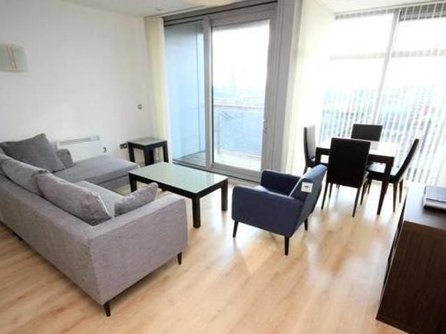 2 bedroom apartment for rent in Great Northern Tower Watson Street Manchester M3