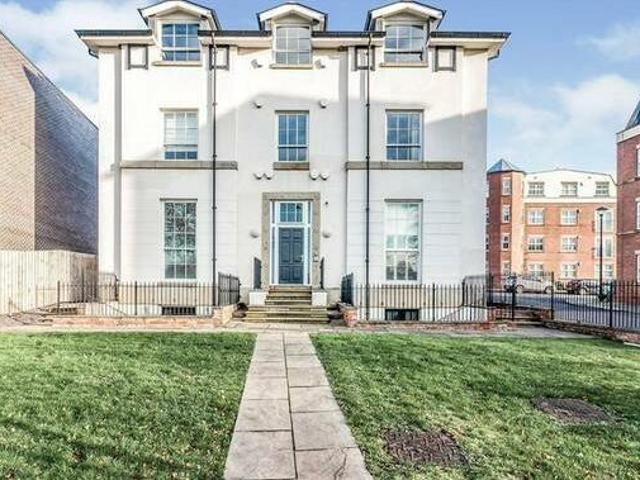 2 bedroom apartment for rent in Great Clowes Street Salford M7