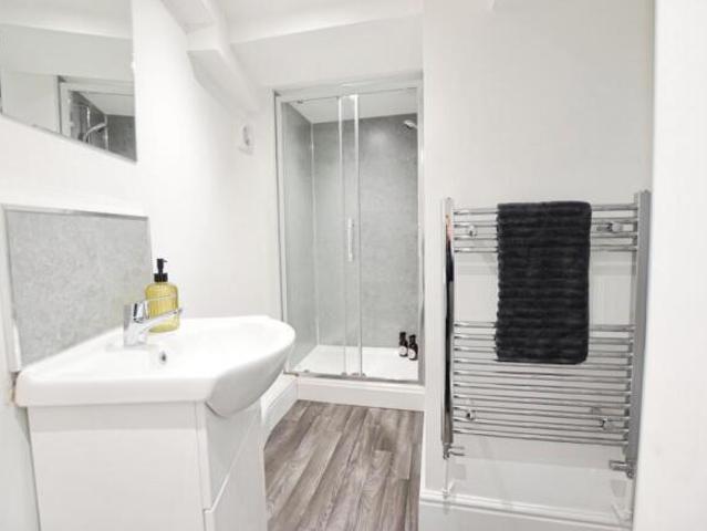 2 bedroom apartment for rent in Greetwell Close, LINCOLN, LN2