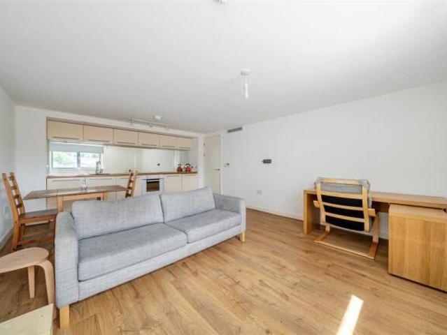 2 bedroom apartment for rent in Greenhouse, Leeds, LS11