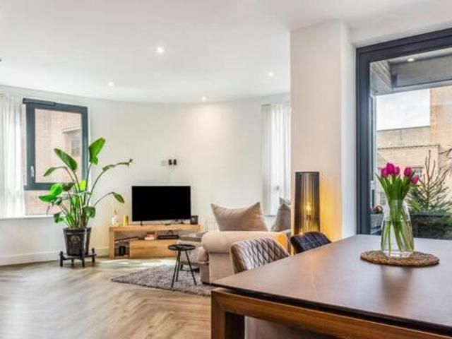 2 Bedroom Apartment For Rent In Greenwich