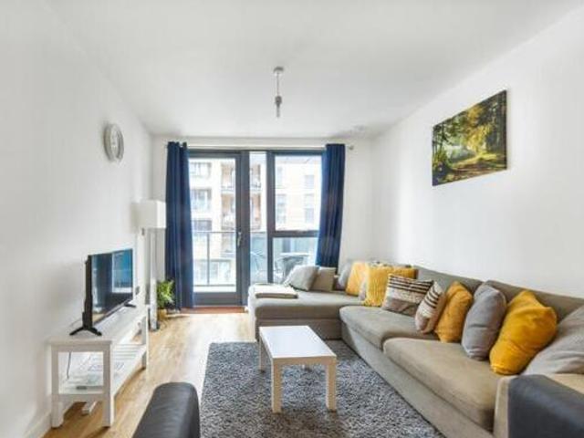 2 Bedroom Apartment For Rent In Greenwich, London