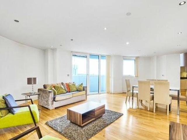 2 Bedroom Apartment For Rent In Greenwich, London