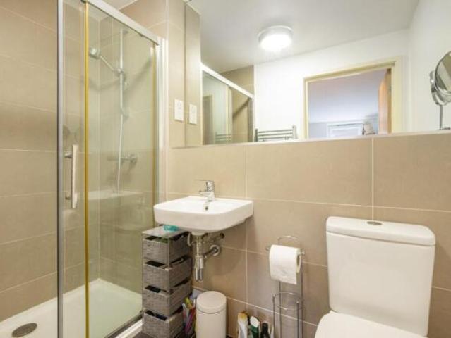2 bedroom apartment for rent in Gresham Road, Sw9