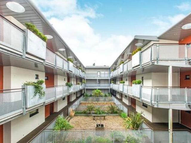 2 Bedroom Apartment For Rent In Greyfriars Road