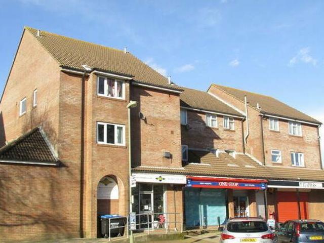 2 bedroom apartment for rent in Greyshott Avenue PO14