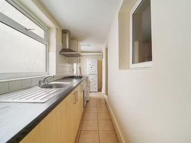 2 bedroom apartment for rent in Ground Floor Flat, Norman Ro.