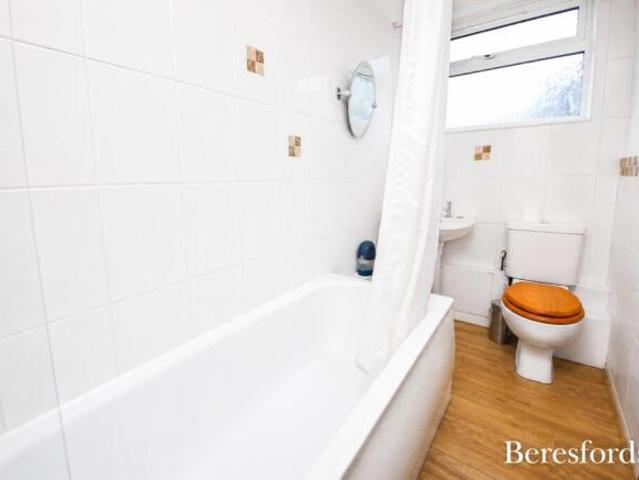 2 bedroom apartment for rent in Grove House, Firsgrove Crescent, CM14